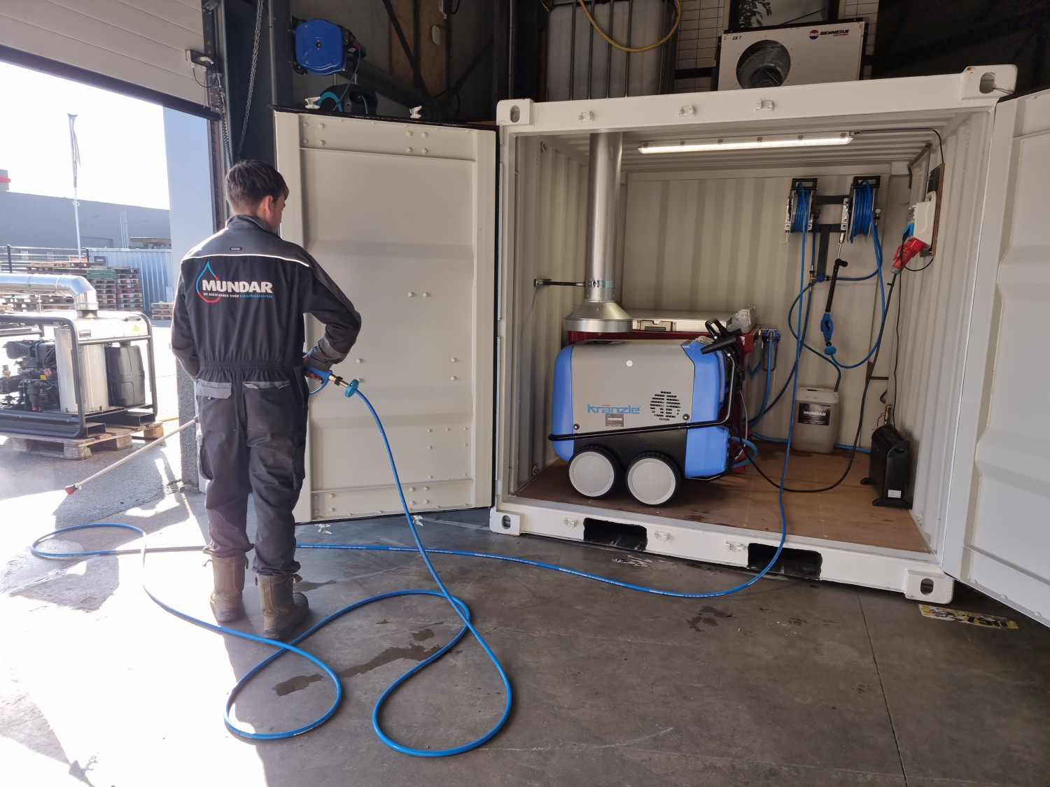 Mobiele hogedruk spuitcontainer - Mundar